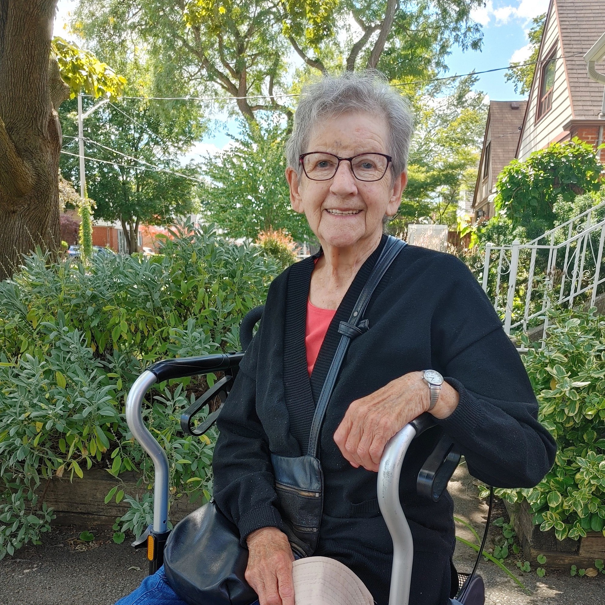 Celebrating the life of Mary McClymont - CanadaHelps